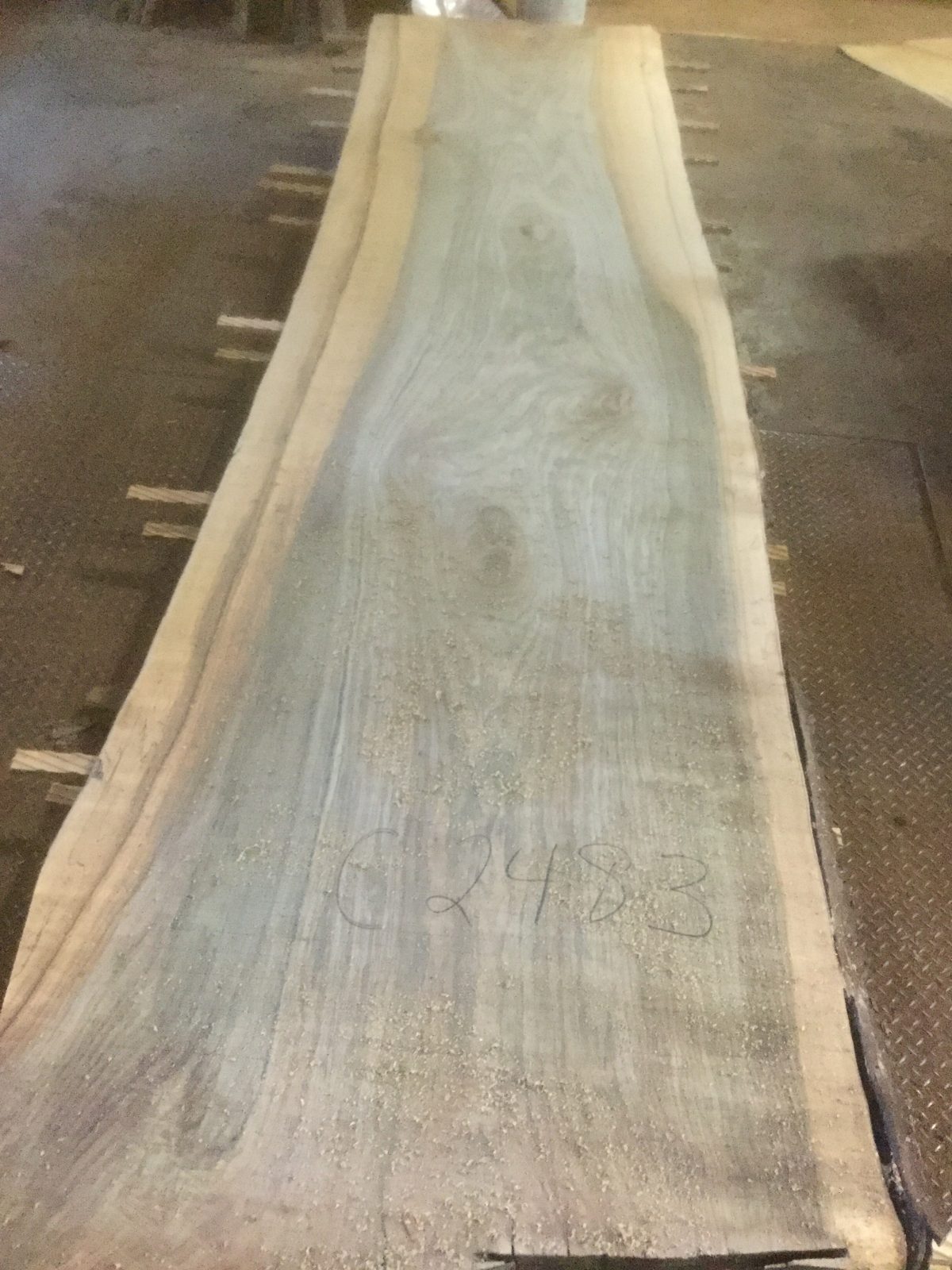 English Walnut Lumber – Hearne Hardwoods