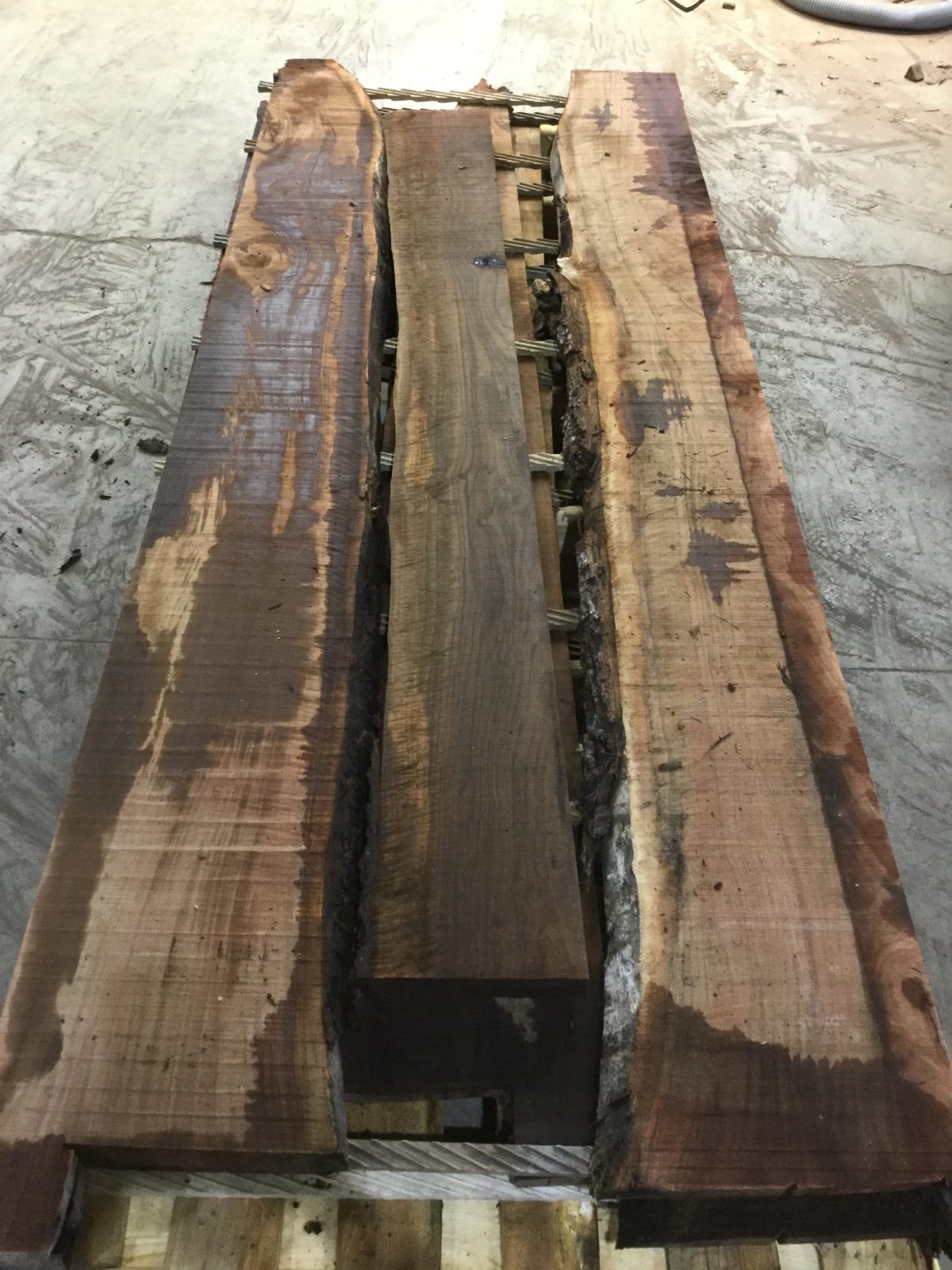 Claro Walnut Lumber – Hearne Hardwoods